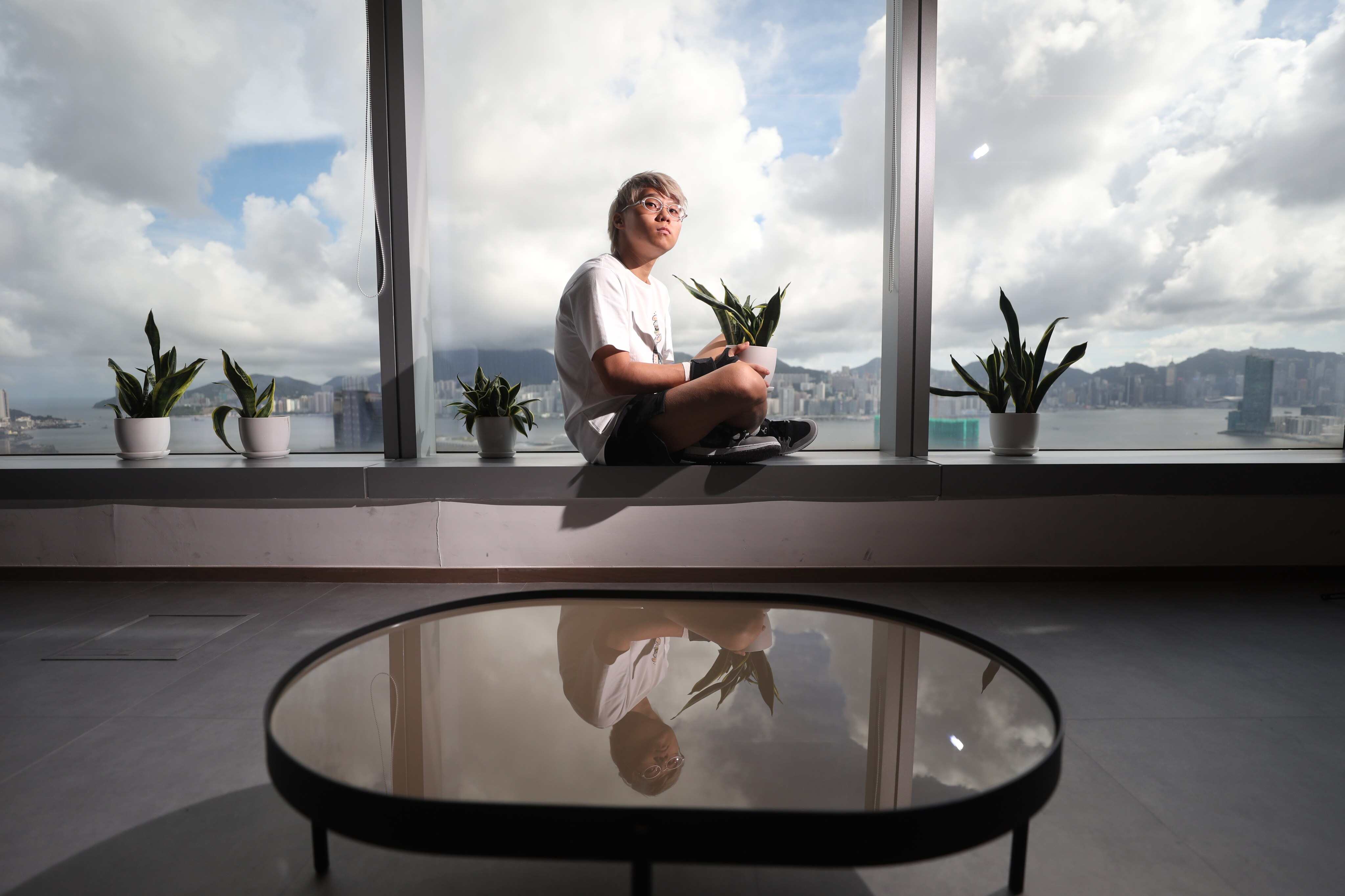 Hong Kong rising R&B artist Gareth.T shares about his music journey ...