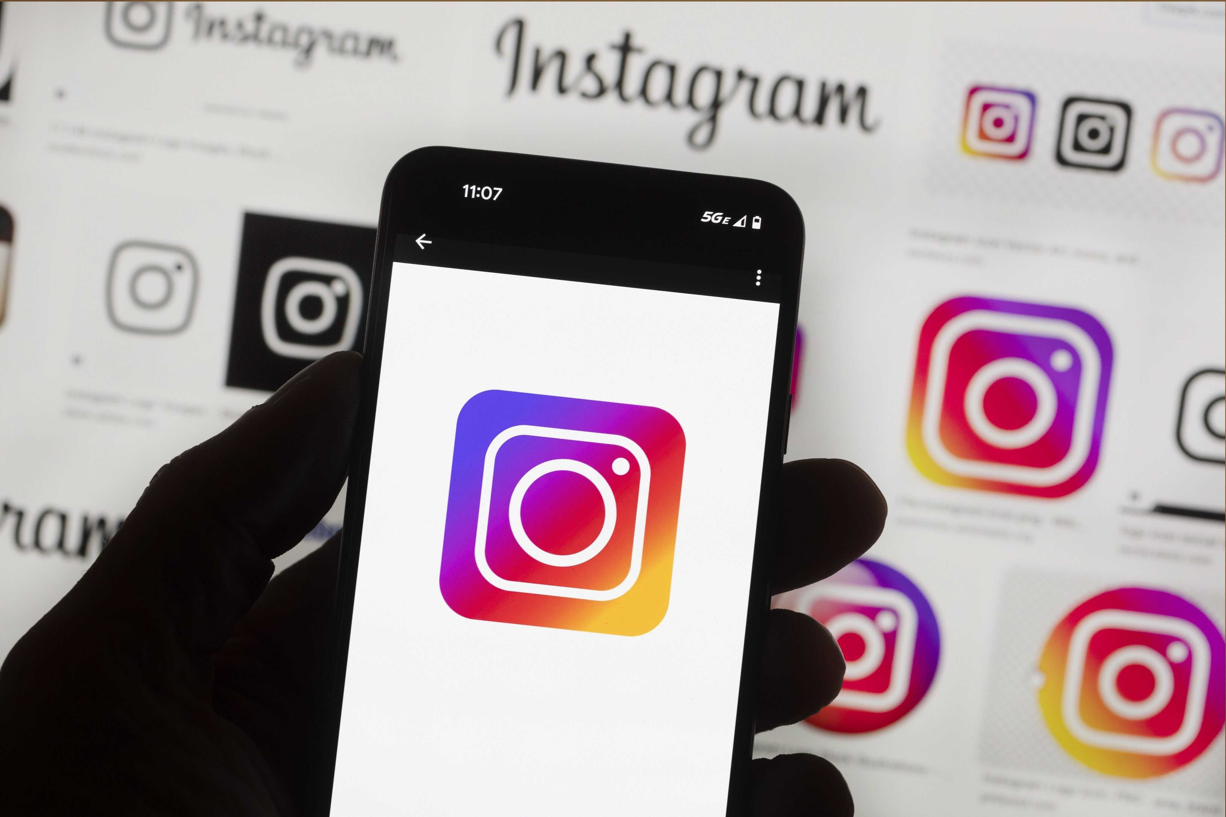Global Instagram outage causes frustration, concern for users | Young ...