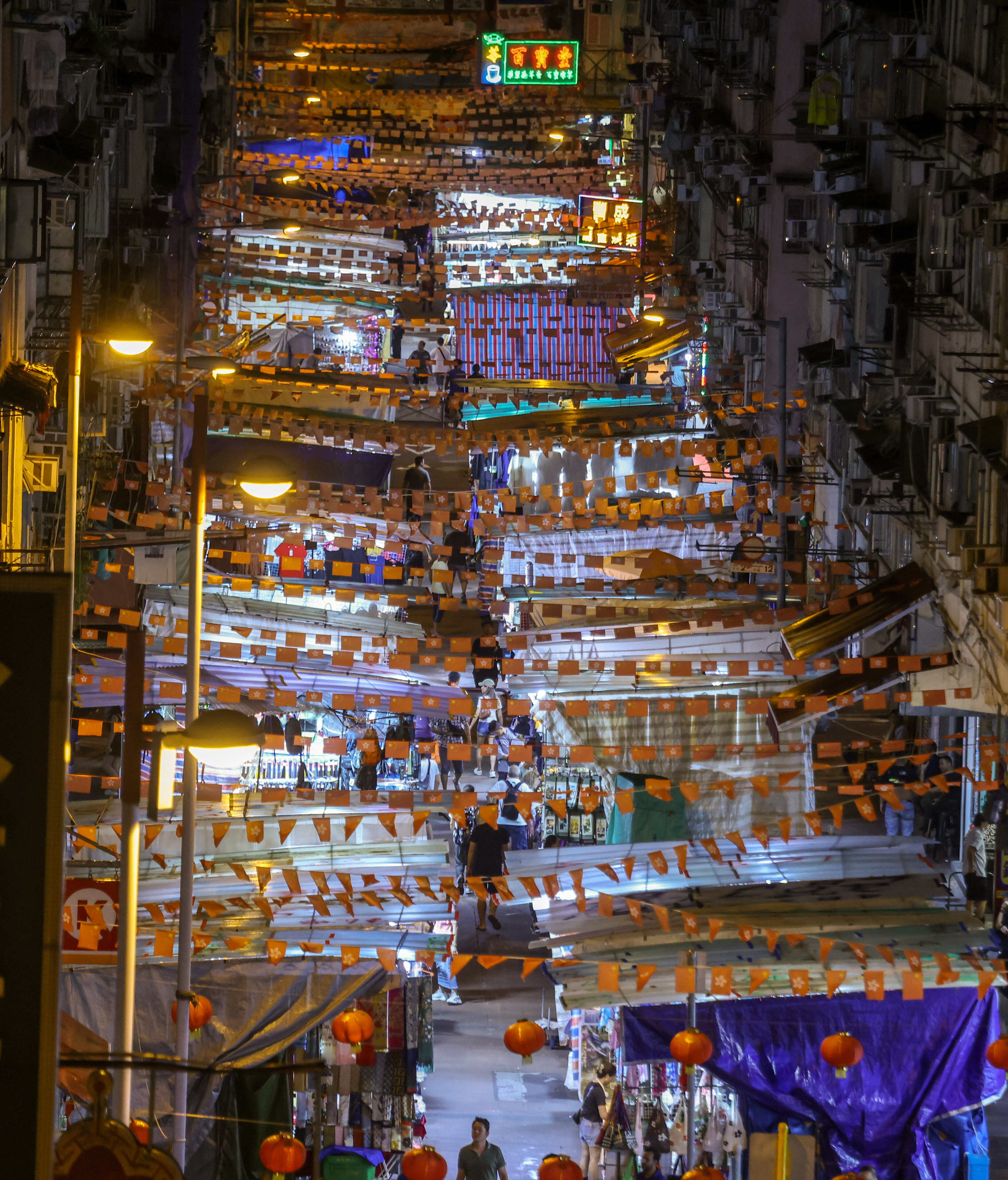 Reopening of Hong Kong’s Temple Street night market may be delayed ...