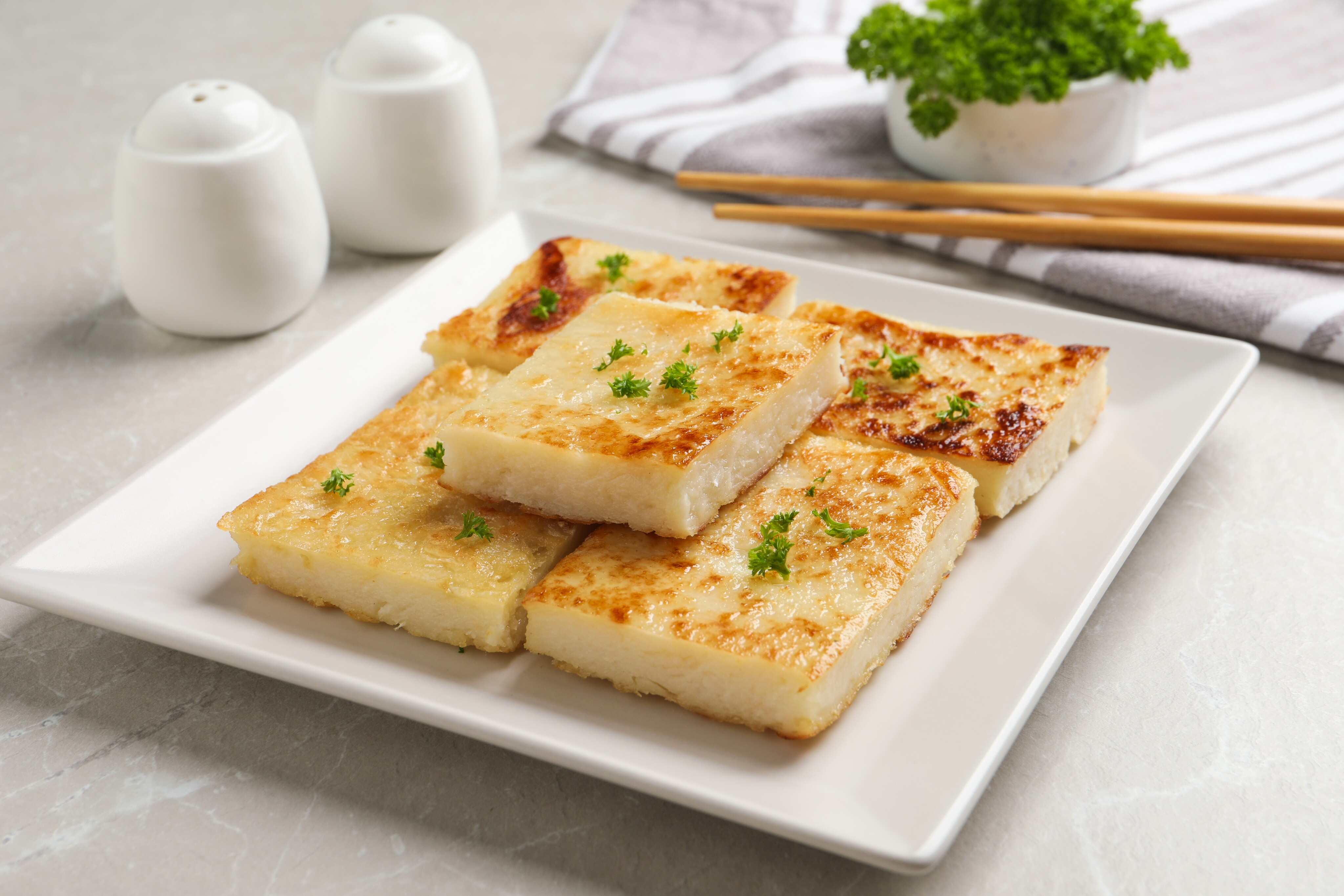 white turnip cake