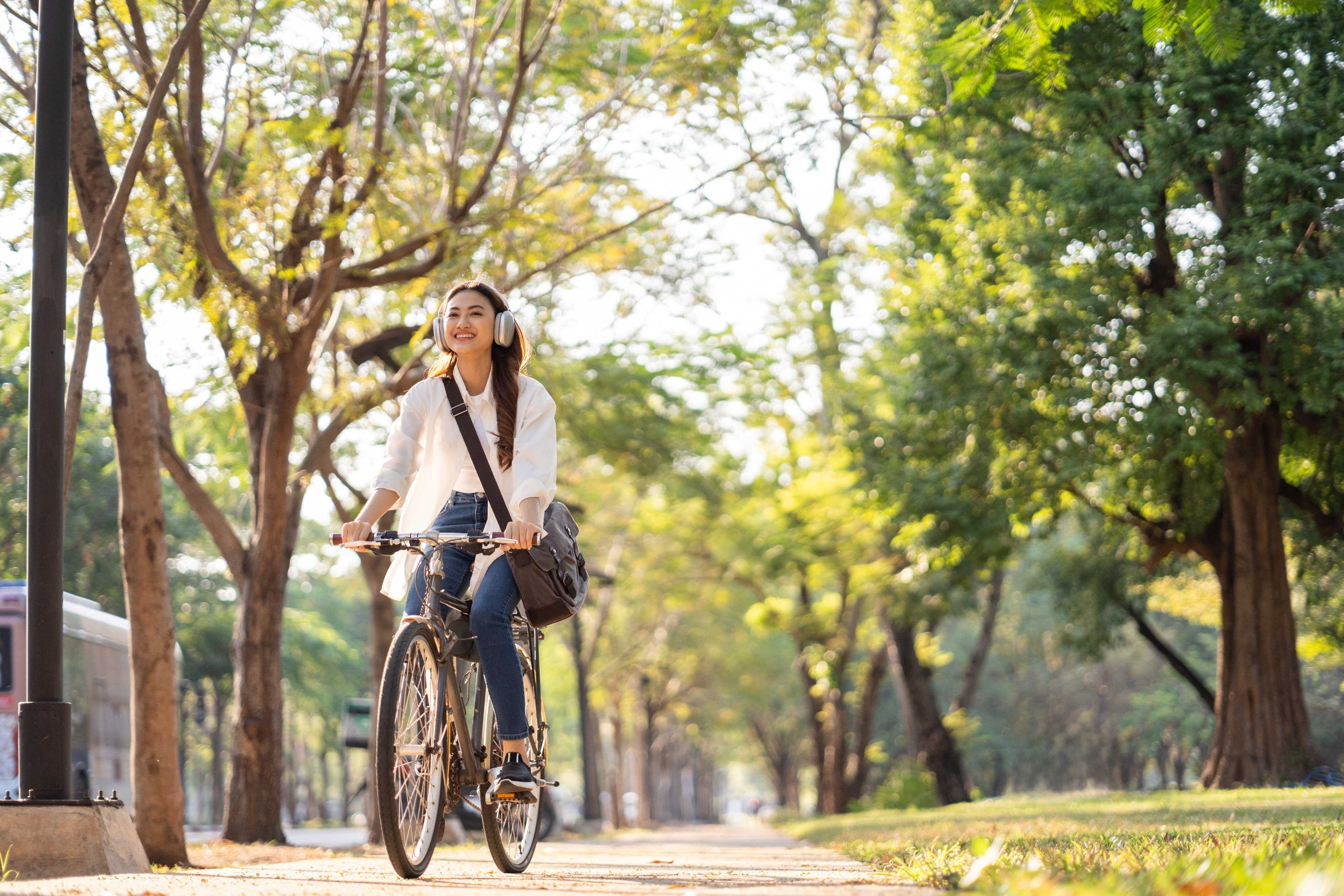 How do bikes stay upright? Its design works with your brain to keep ...