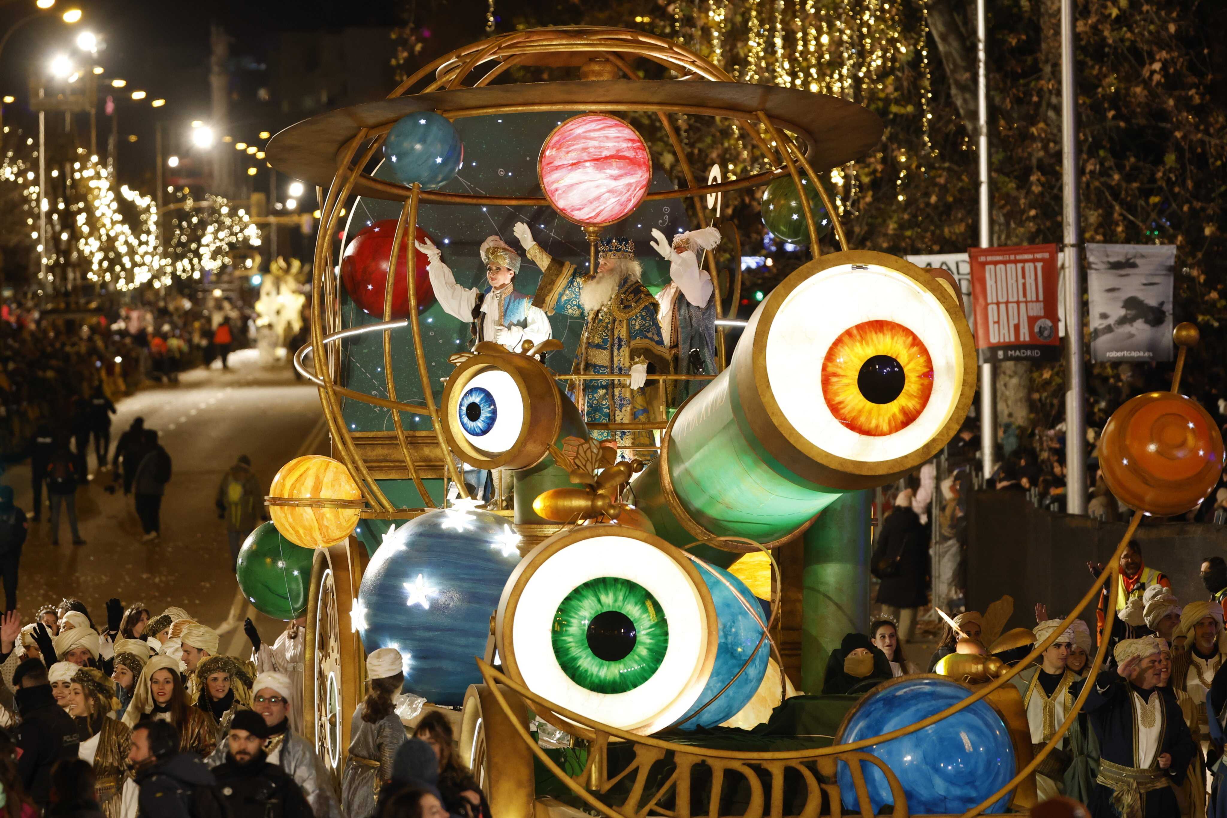Write a funny caption for this eye-catching parade float | Young Post Club