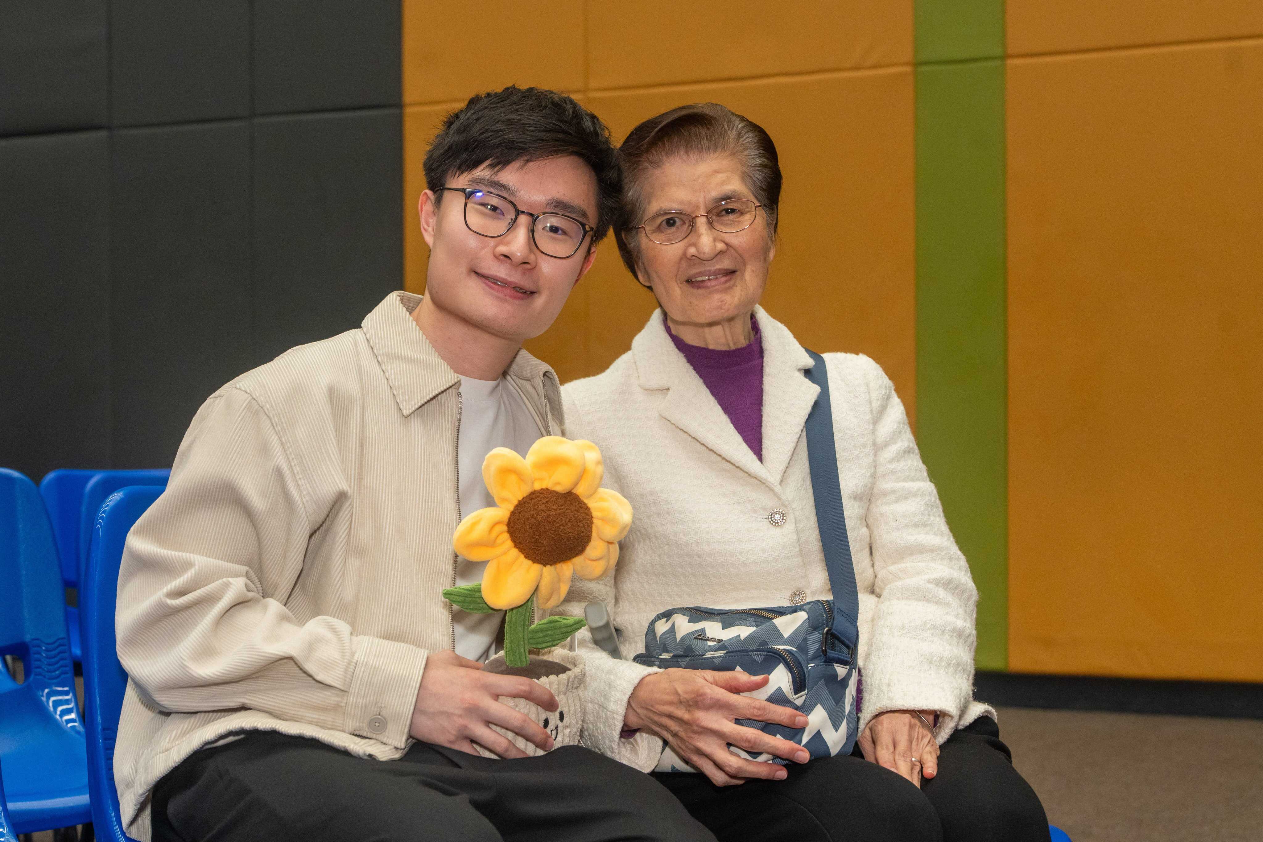 Cantonese lyrics course encourages students to express their feelings ...