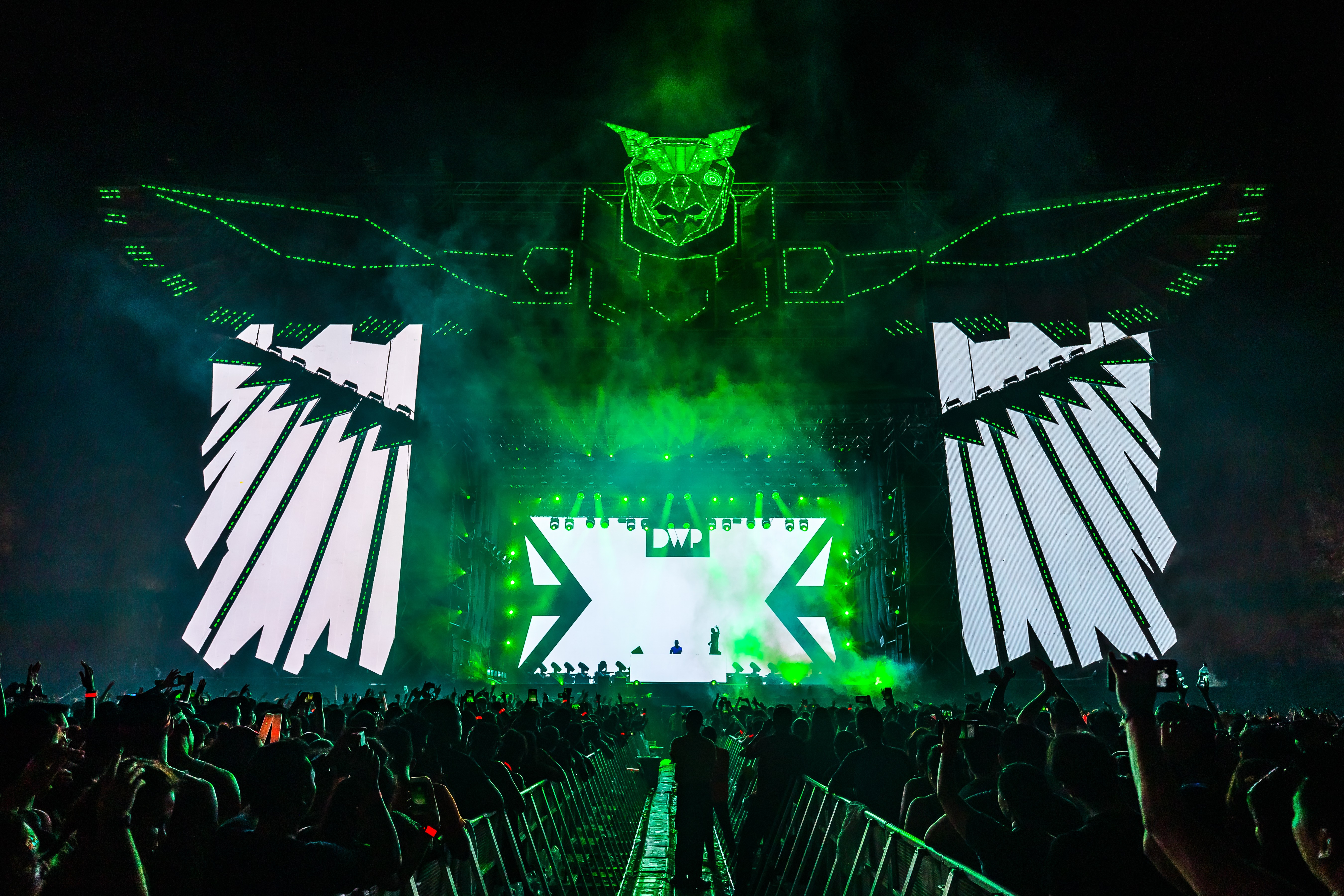 DJ Jonas Blue is set to amaze dance music fans at Djakarta Warehouse ...