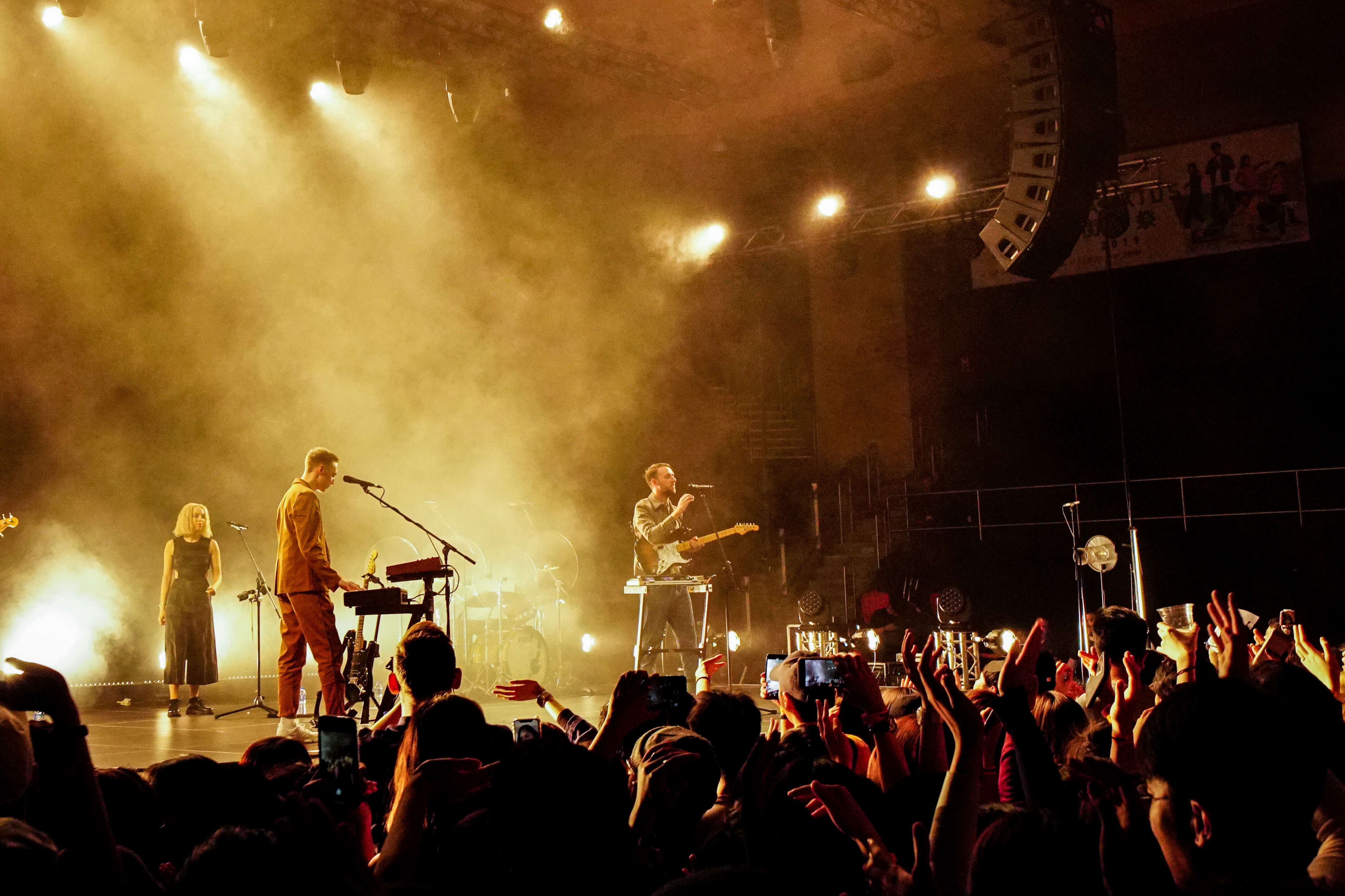 English electropop duo Honne performs to a sold-out crowd at their ...