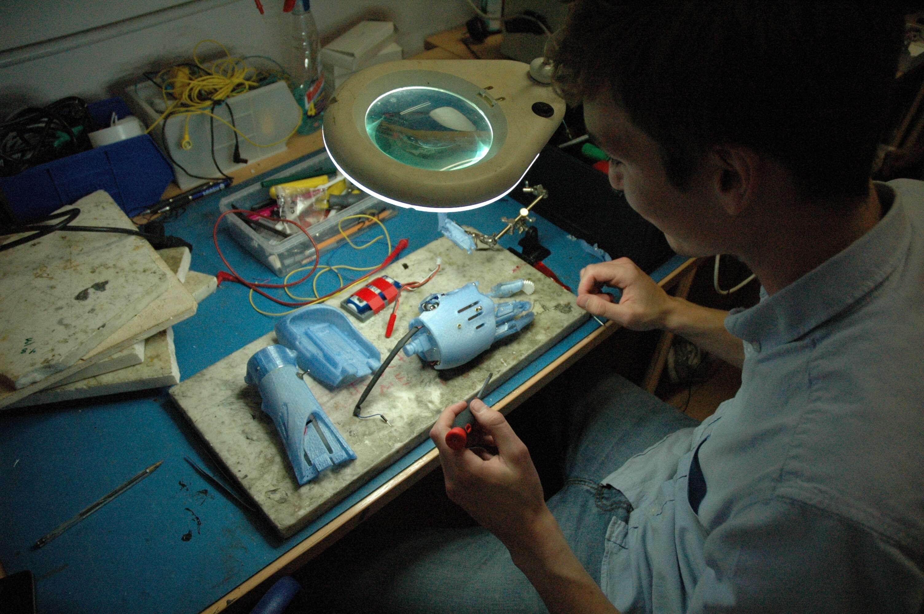 Building a bionic arm - getting started | Young Post Club