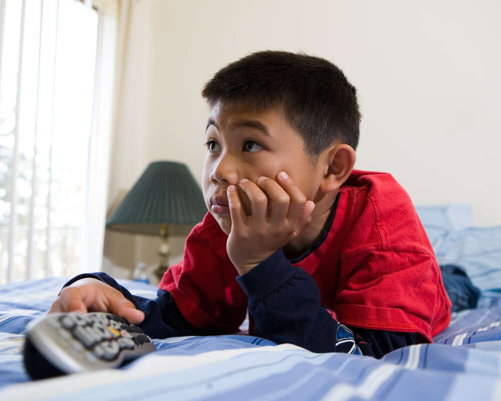 Limit TV time for young kids | Young Post Club